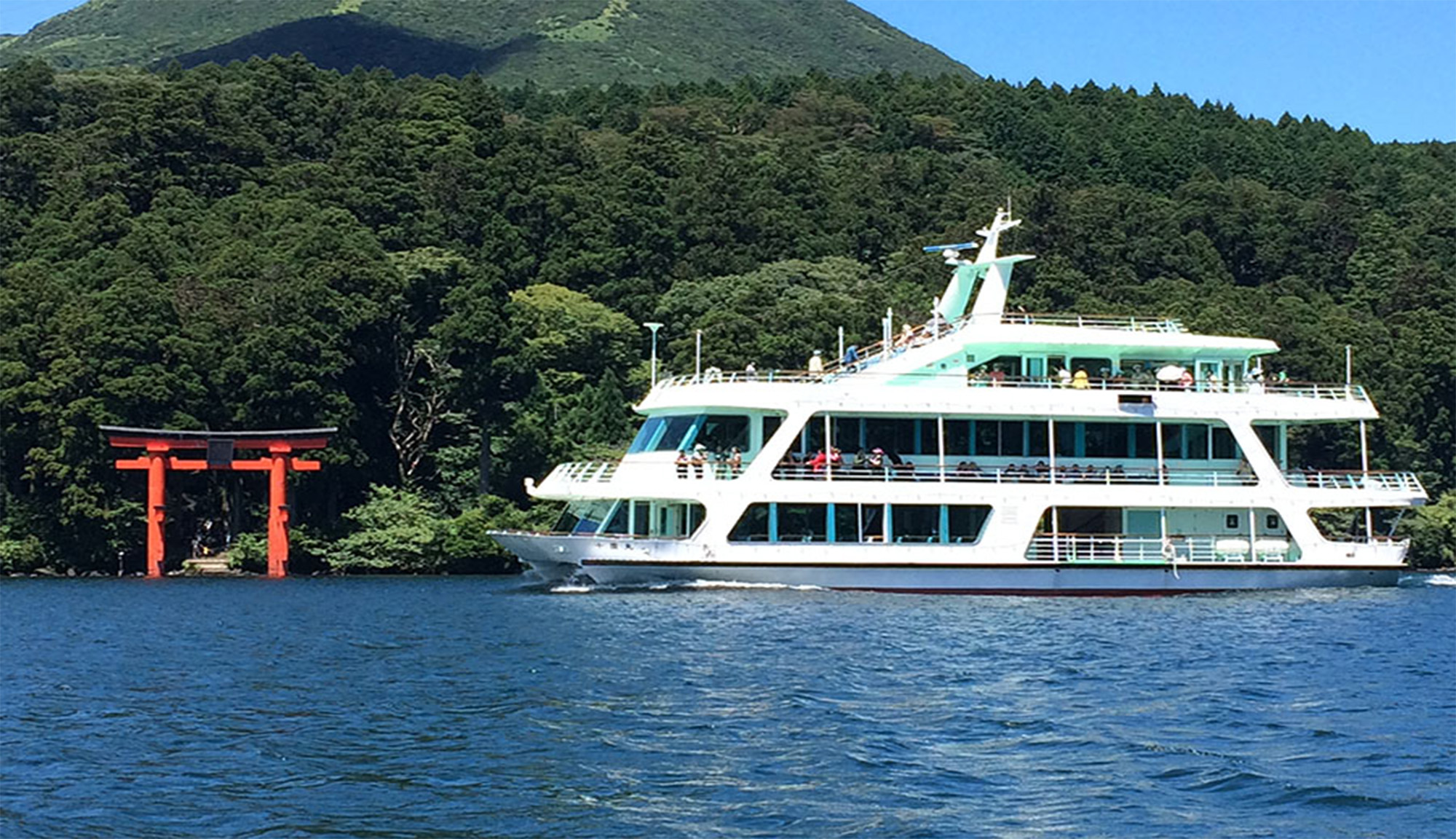 Hakone Lake Ashinoko Pleasure Boat: ล่องเรือทะเลสาบอาชิ ฮาโกเน่ ...